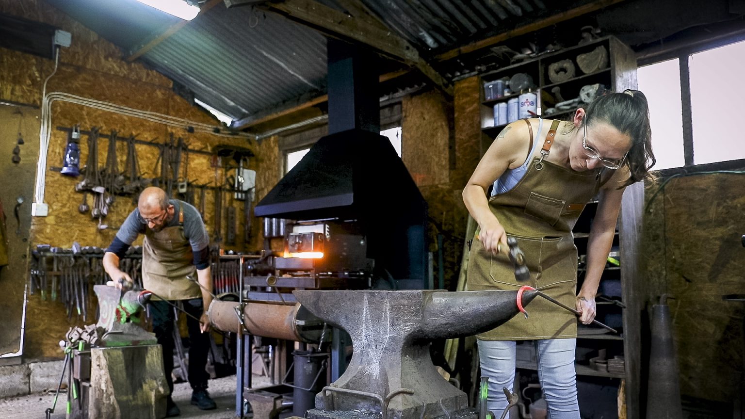 Blacksmith Experience Days in Kent - Learn to be a Blacksmith - Michael ...